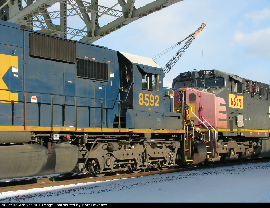 CSX 8592